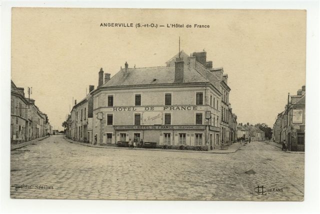 Photos et carte postales anciennes d'Angerville - Mairie d'Angerville ...