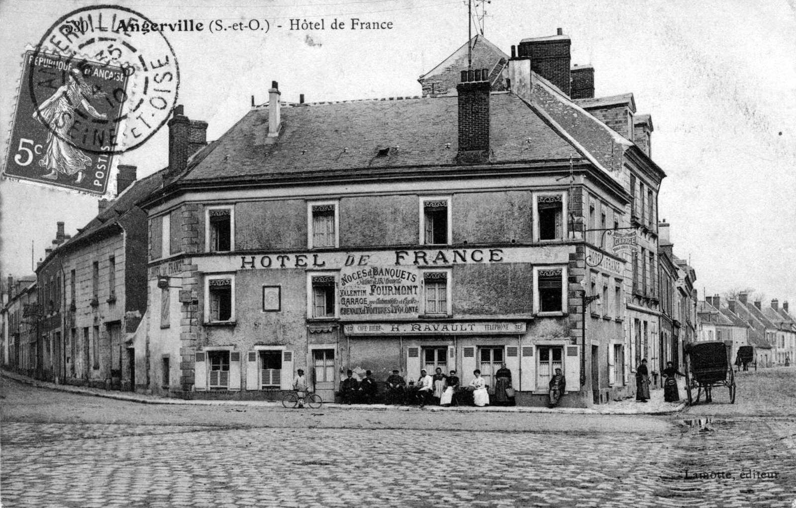 Photos et carte postales anciennes d'Angerville - Mairie d'Angerville ...