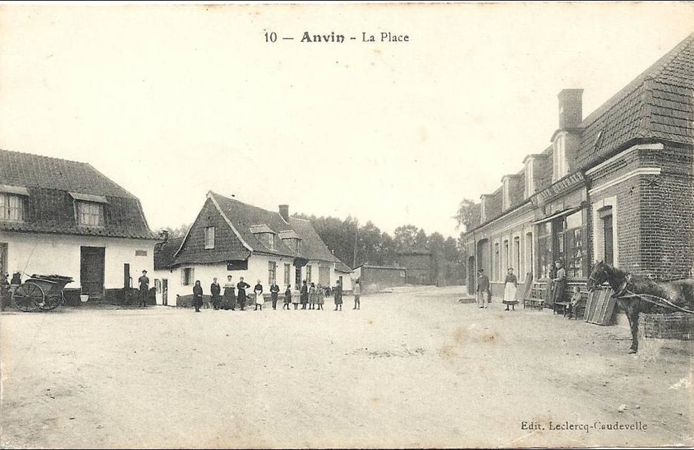 Photos et carte postales anciennes d'Anvin - Mairie d'Anvin et son village