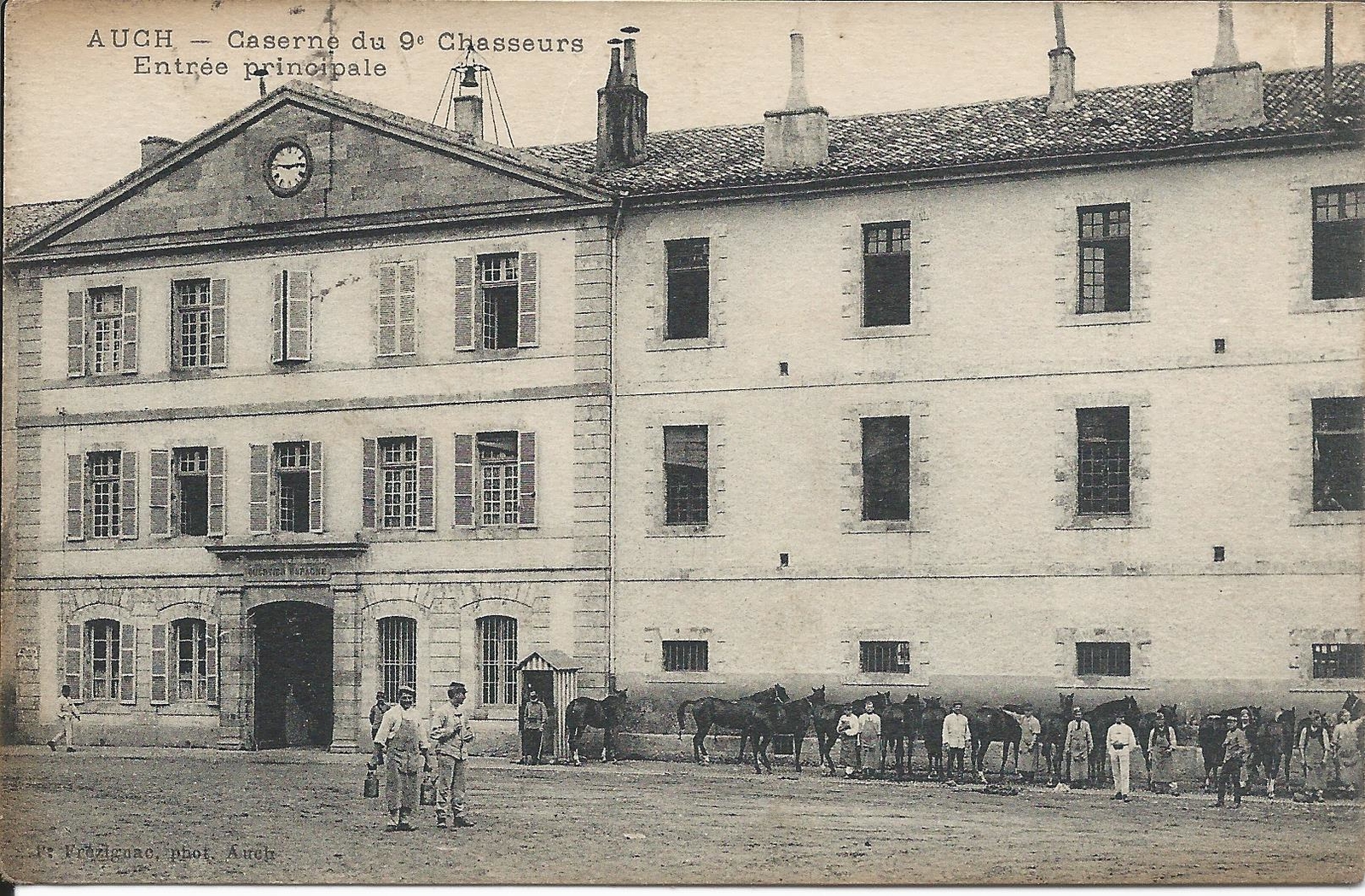 Photos et carte postales anciennes d'Auch - Mairie d'Auch et sa ville