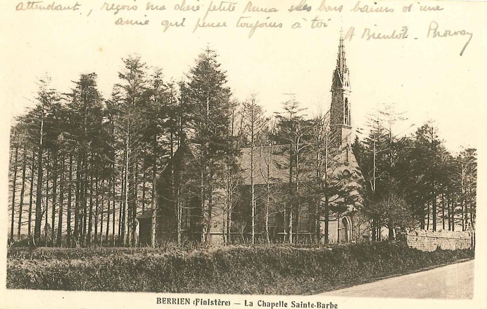 Mairie de Berrien, la Commune de Berrien et son village (29690)