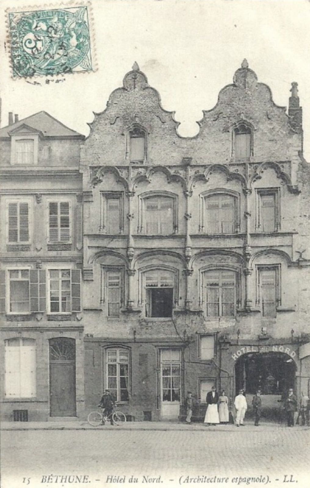 Photos et carte postales anciennes de Béthune - Mairie de Béthune et sa ...