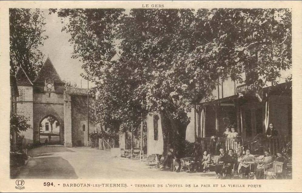 Photos et carte postales anciennes de Cazaubon - Mairie de Cazaubon et ...