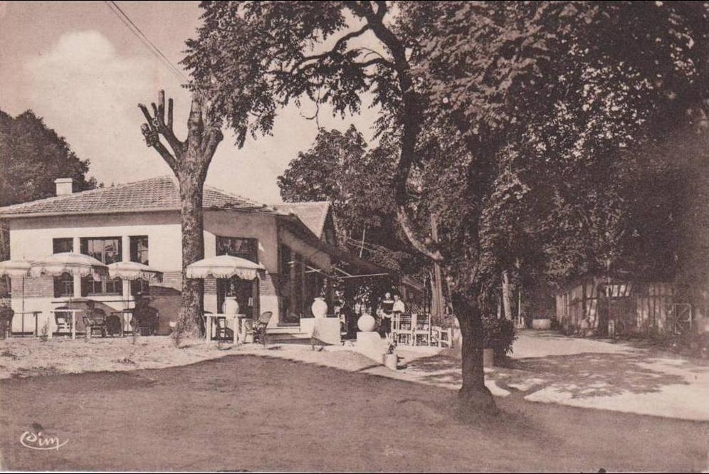 Mairie de Cazaubon, la Commune de Cazaubon et son village (32150)