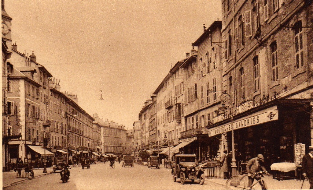Photos et carte postales anciennes de Chambéry - Mairie de Chambéry et ...