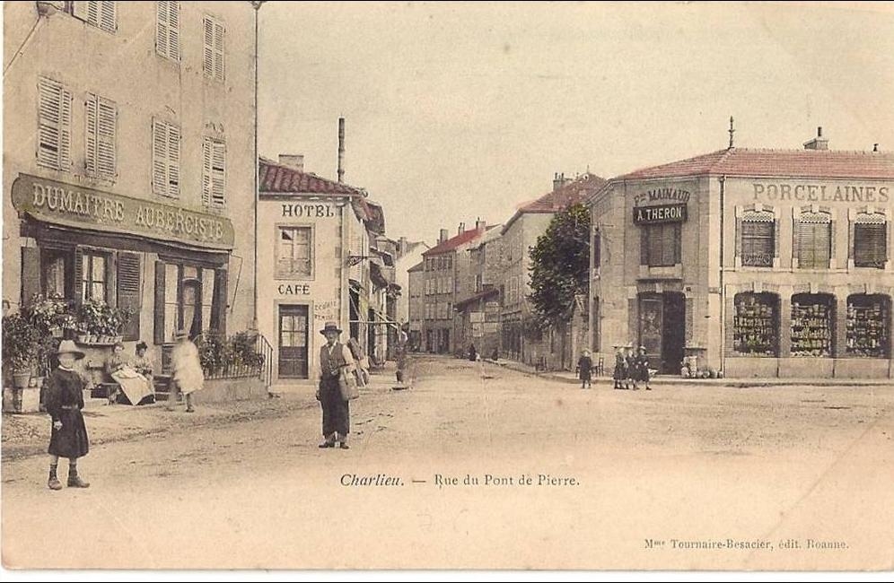 Photos et carte postales anciennes de Charlieu - Mairie de Charlieu et ...