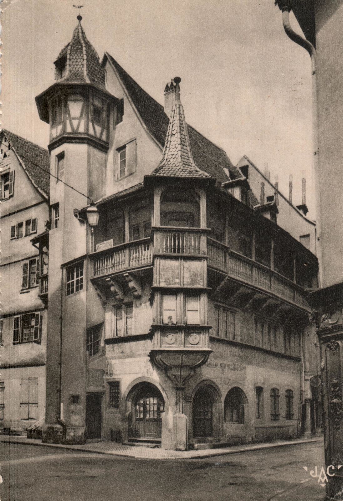 Photos et carte postales anciennes de Colmar - Mairie de Colmar et sa ville