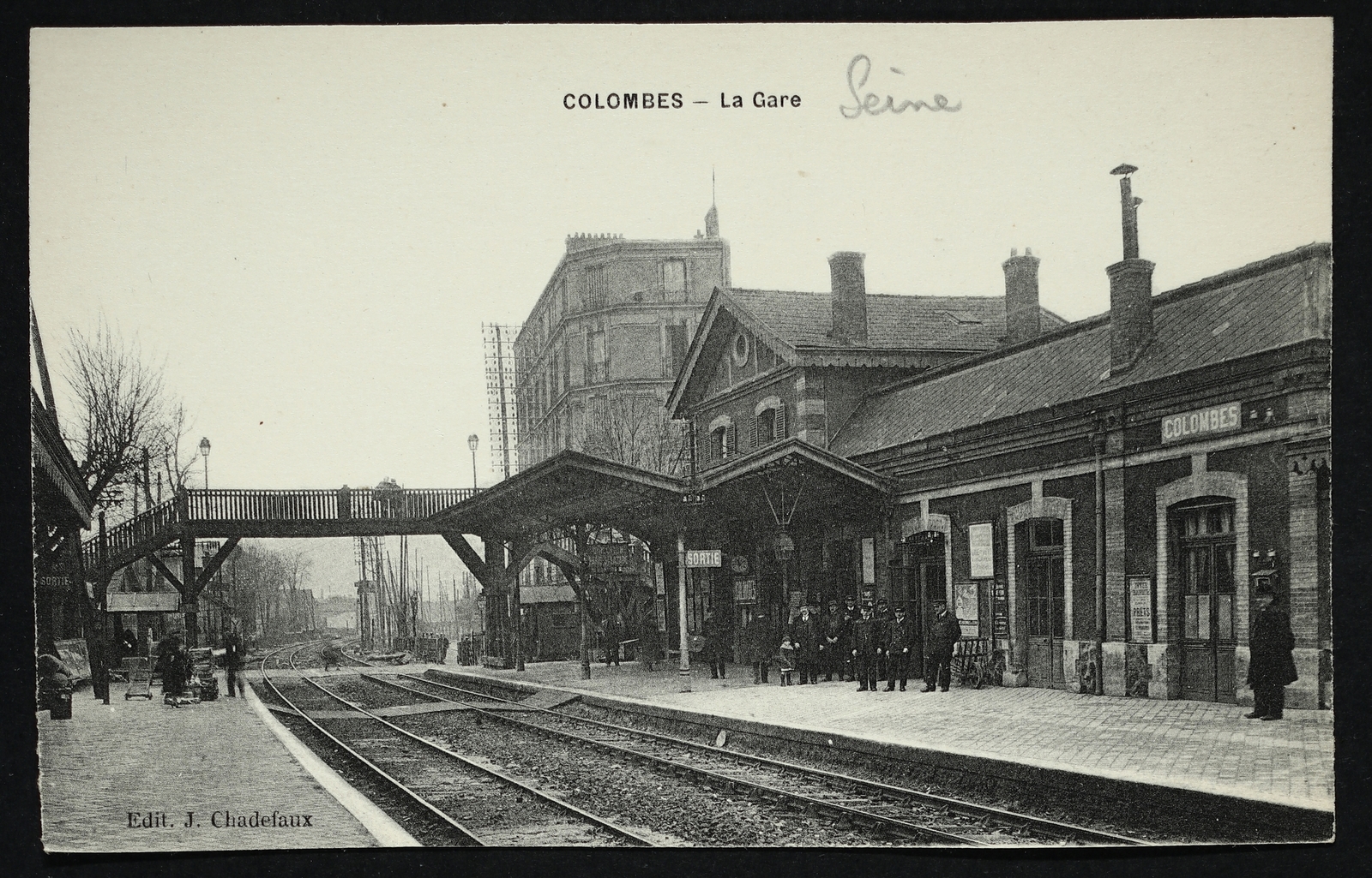 Photos et carte postales anciennes de Colombes - Mairie de Colombes et ...