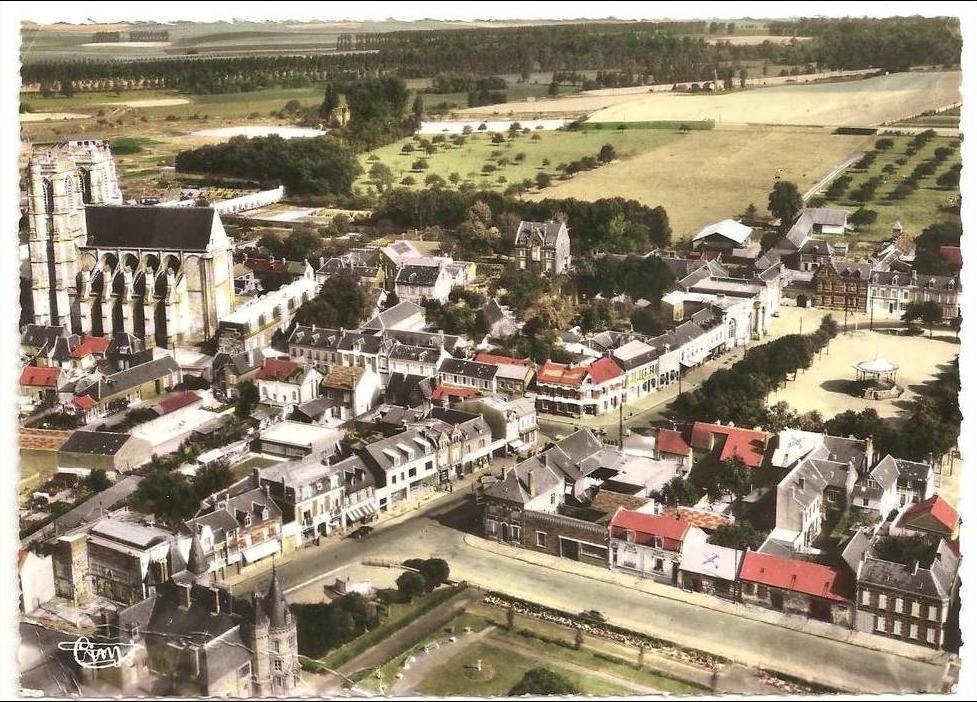 Photos et carte postales anciennes de Corbie - Mairie de Corbie et sa ville