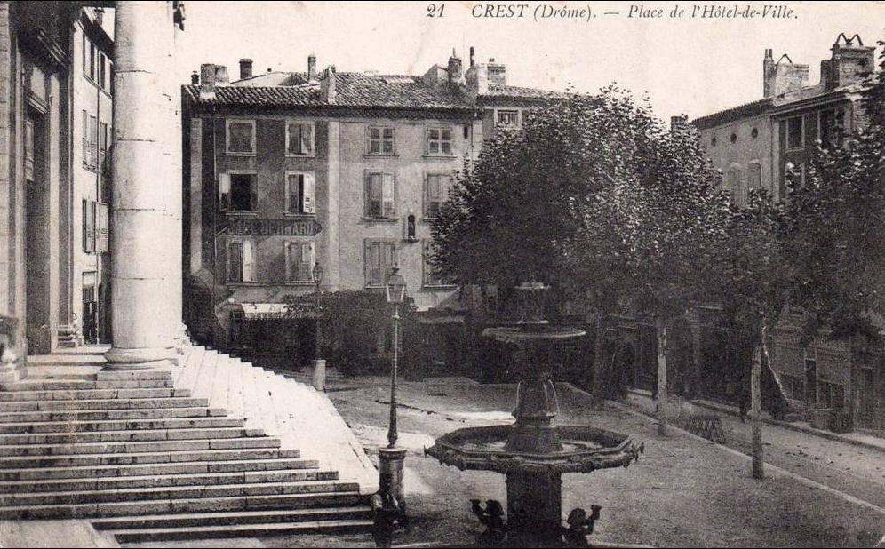 Photos et carte postales anciennes de Crest - Mairie de Crest et sa ville