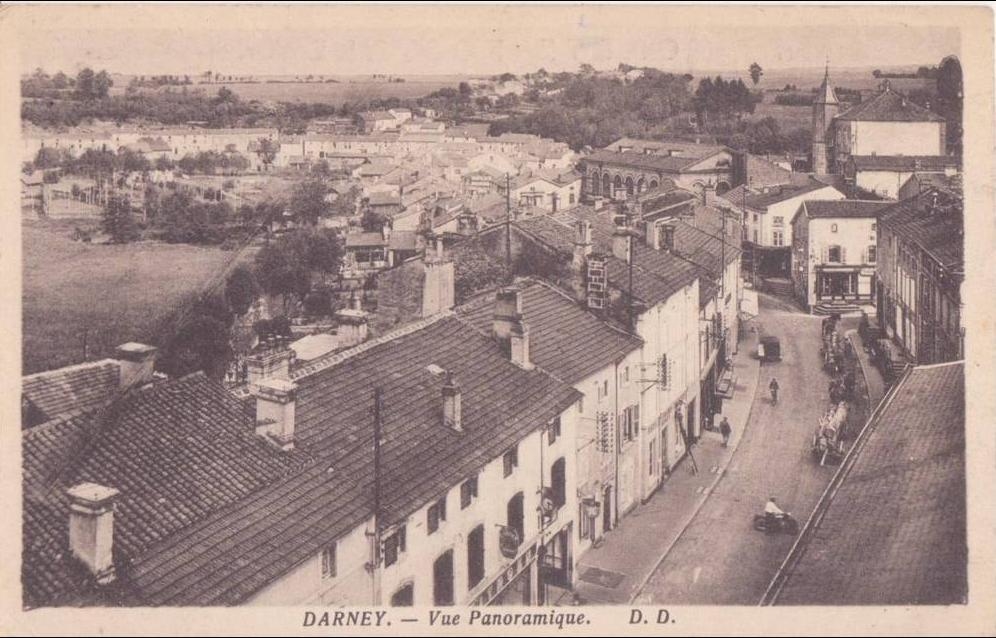 Photos et carte postales anciennes de Darney - Mairie de Darney et son ...