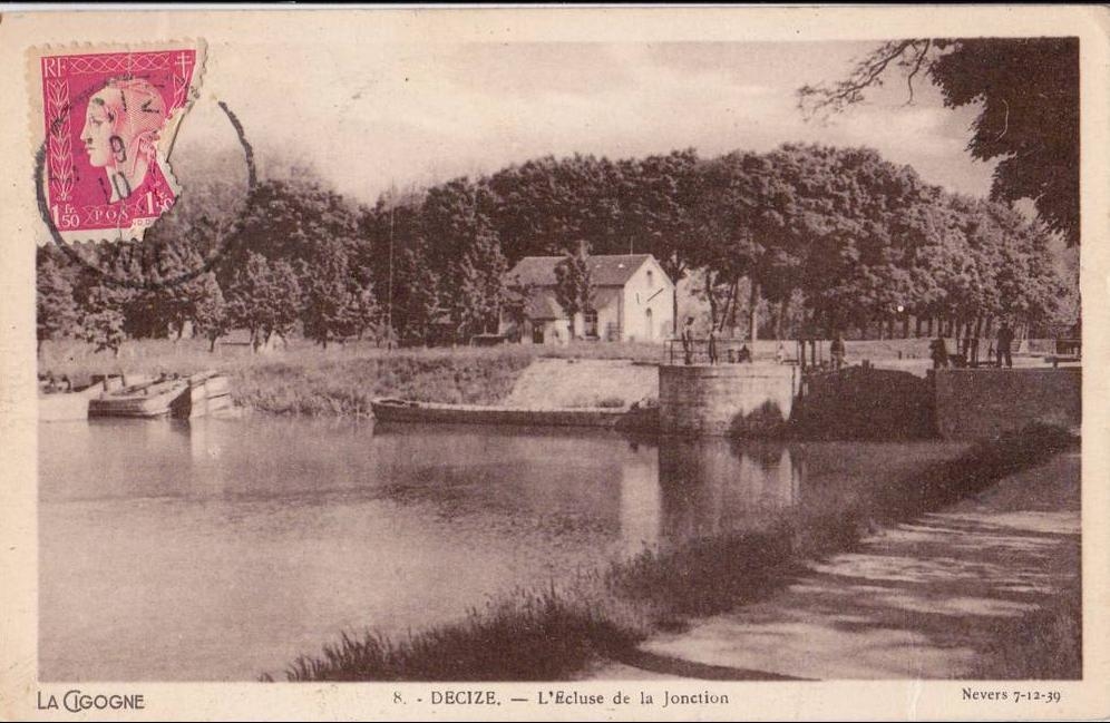 Photos et carte postales anciennes de Decize - Mairie de Decize et sa ville