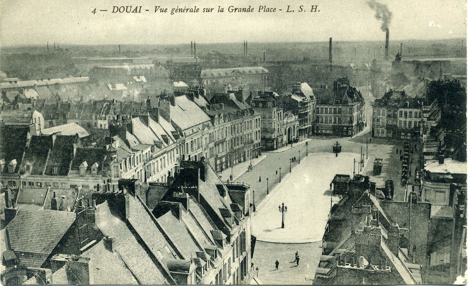Photos et carte postales anciennes de Douai - Mairie de Douai et sa ville