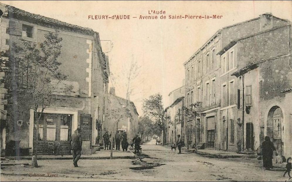 Photos et carte postales anciennes de Fleury - Mairie de Fleury et sa ...