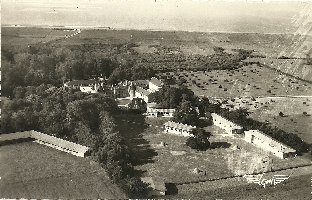 Photos et carte postales anciennes de Graye-sur-Mer - Mairie de Graye ...
