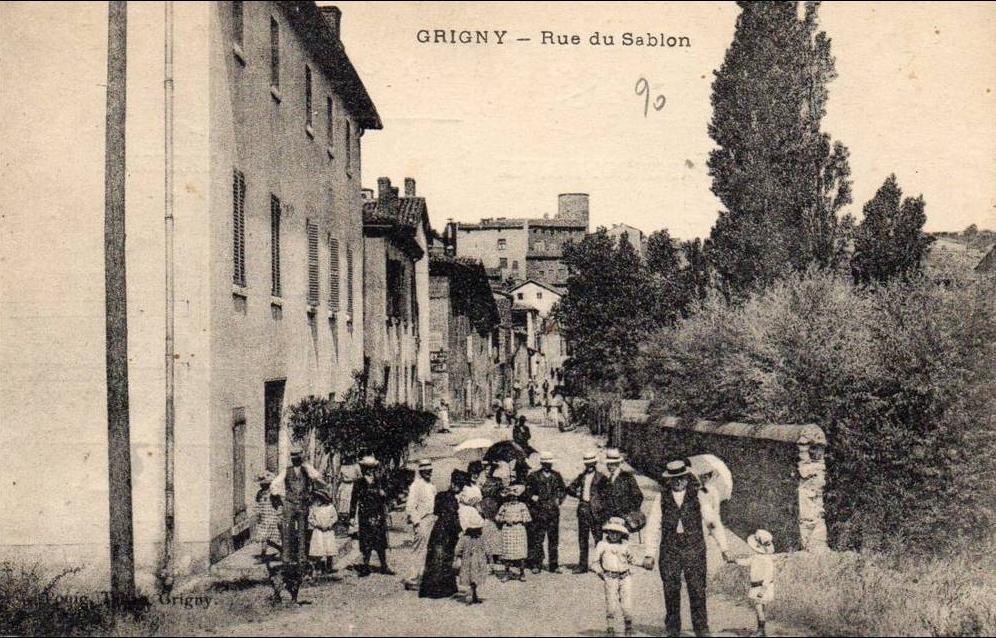Photos et carte postales anciennes de Grigny - Mairie de Grigny et sa ...