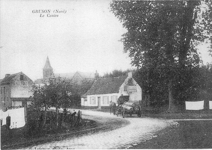 Photos et carte postales anciennes de Gruson - Mairie de Gruson et son ...