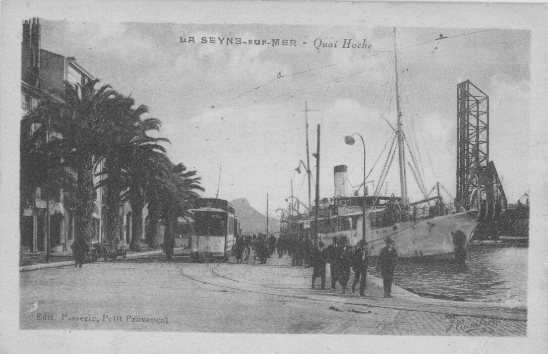 Photos et carte postales anciennes de la Seyne-sur-Mer - Mairie de la Seyne-sur-Mer et sa ville