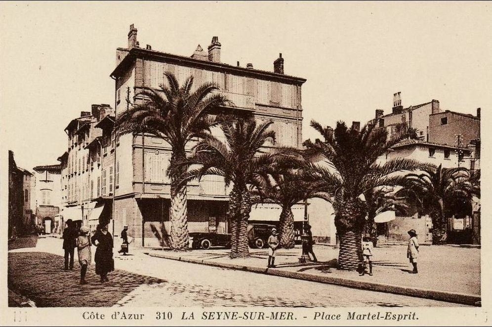 Photos et carte postales anciennes de la Seyne-sur-Mer - Mairie de la Seyne-sur-Mer et sa ville