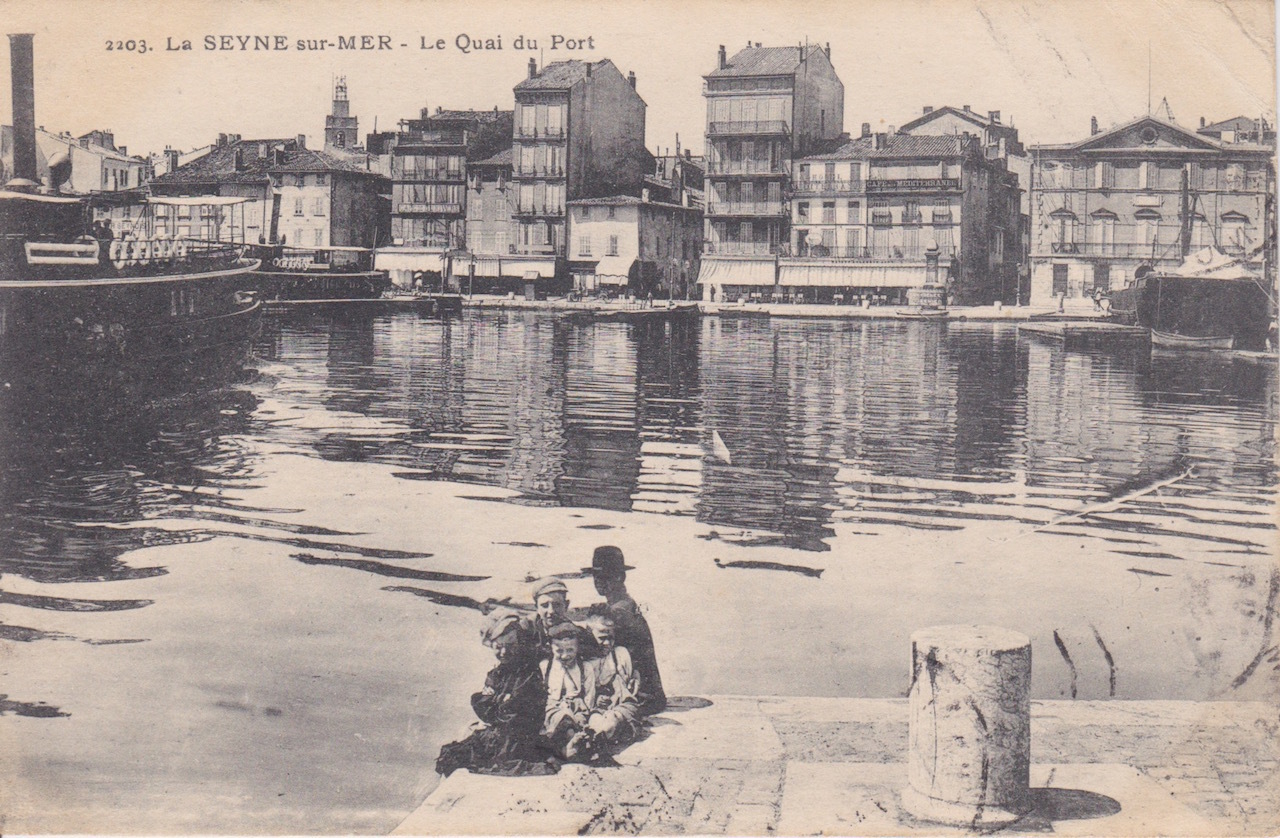 Photos et carte postales anciennes de la Seyne-sur-Mer - Mairie de la Seyne-sur-Mer et sa ville