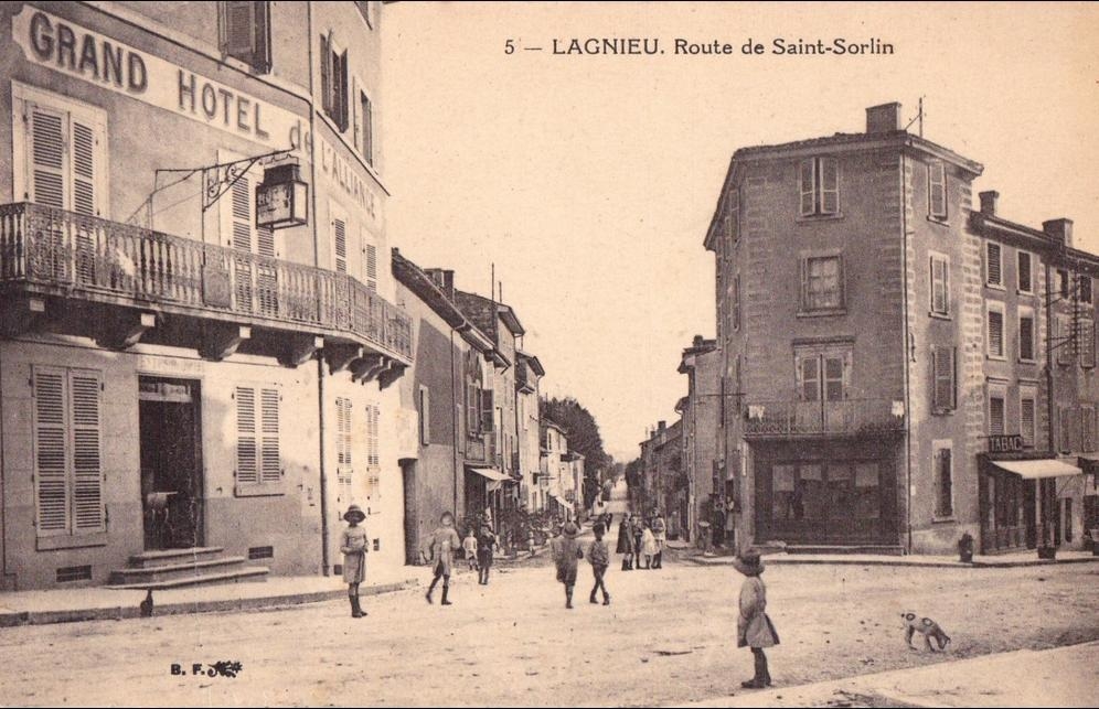 Photos et carte postales anciennes de Lagnieu - Mairie de Lagnieu et sa ...