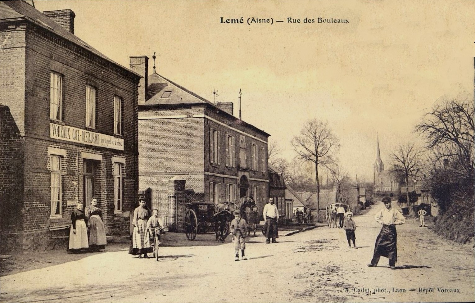 Photos et carte postales anciennes de Lemé - Mairie de Lemé et son ...