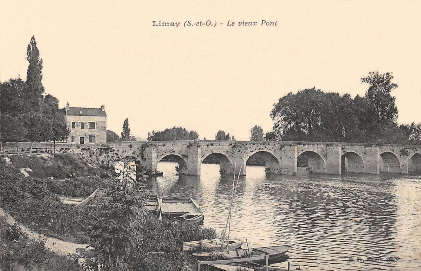 Photos et carte postales anciennes de Limay - Mairie de Limay et sa ville