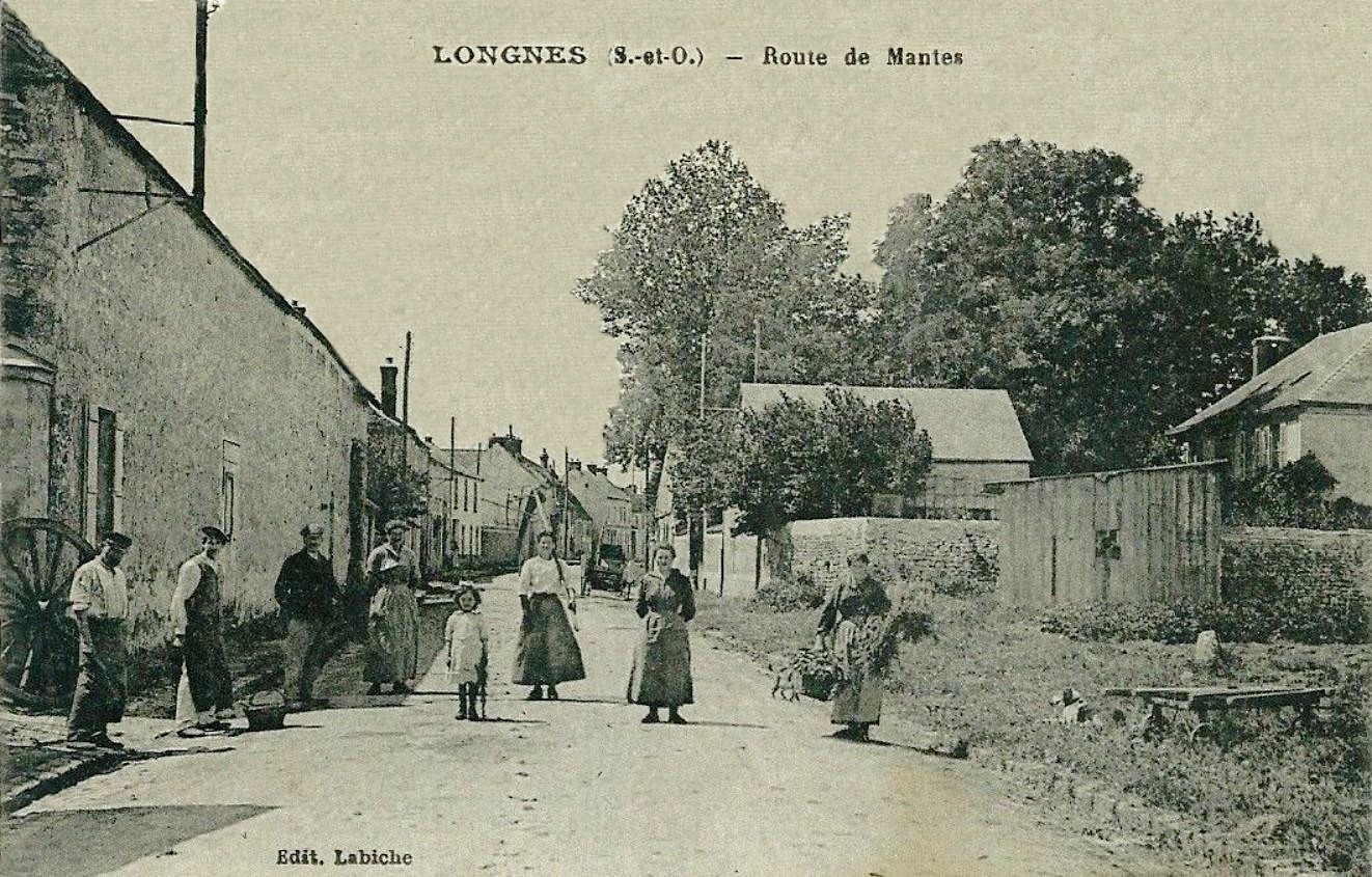 Longnes, la Mairie de Longnes et sa commune (78980) (Yvelines).