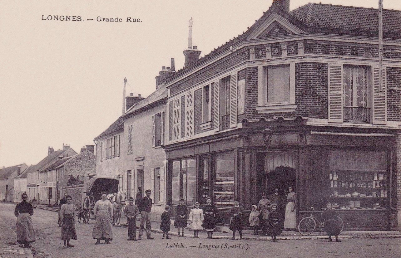 Longnes, la Mairie de Longnes et sa commune (78980) (Yvelines).