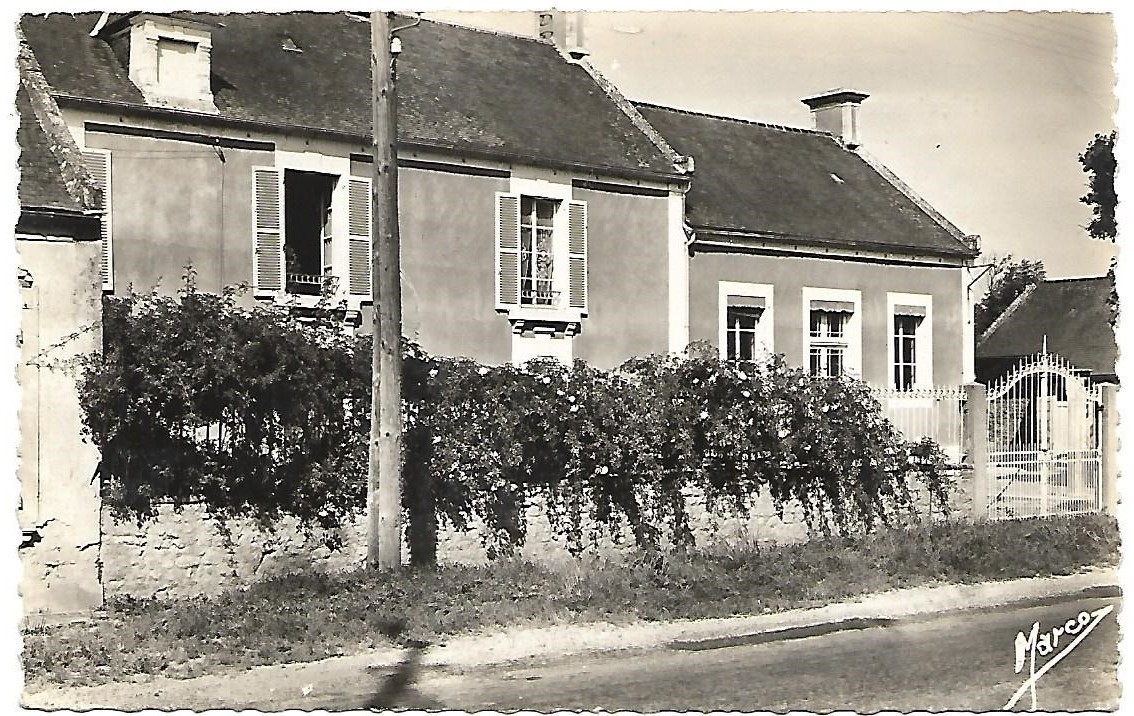 Longueville - Mairie de Longueville et sa commune (14230) (Calvados).