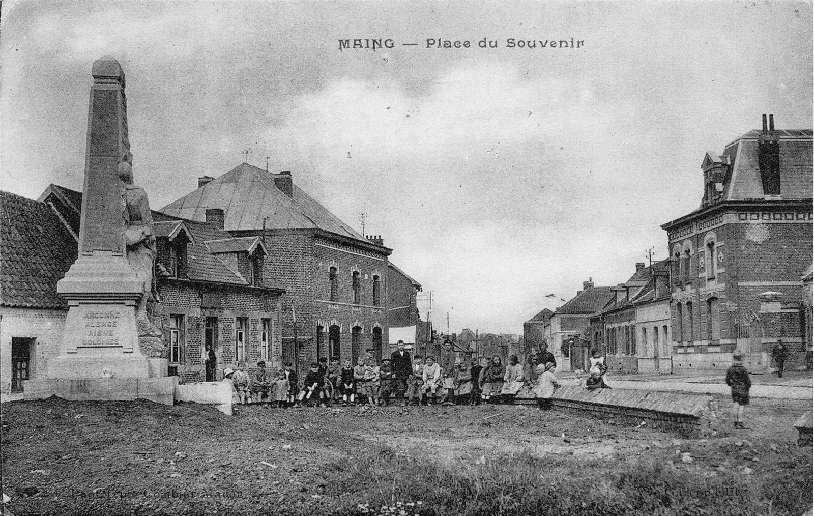 Photos et carte postales anciennes de Maing - Mairie de Maing et sa ville