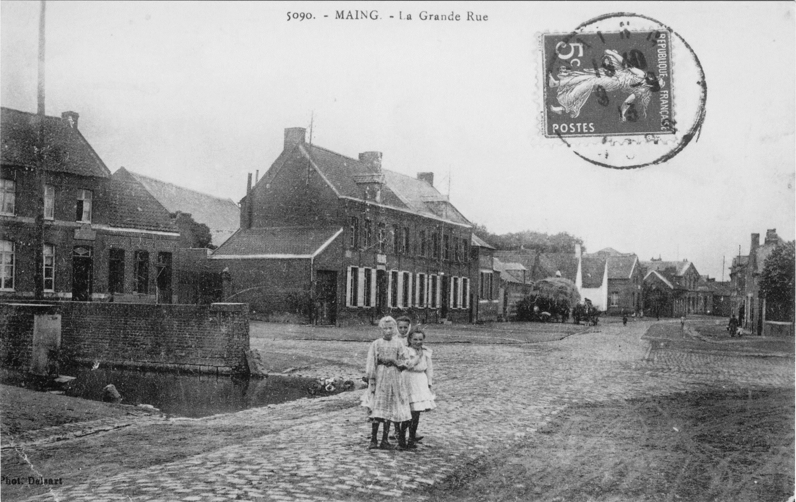 Photos et carte postales anciennes de Maing - Mairie de Maing et sa ville