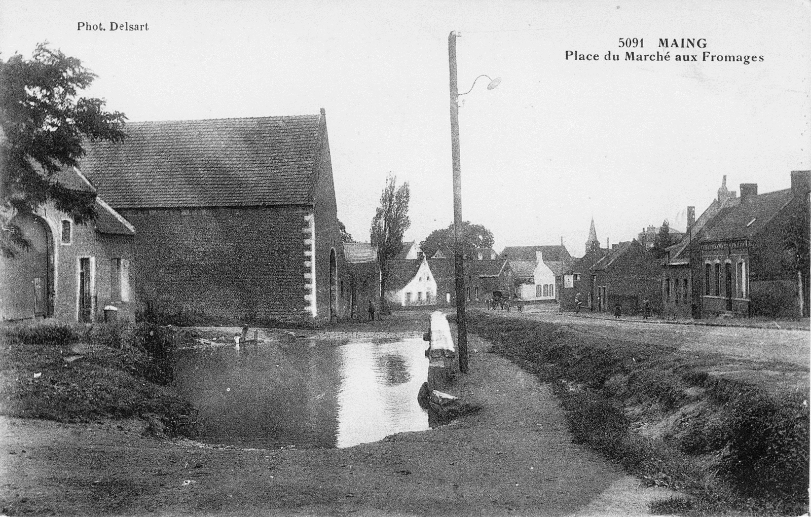 Photos et carte postales anciennes de Maing - Mairie de Maing et sa ville