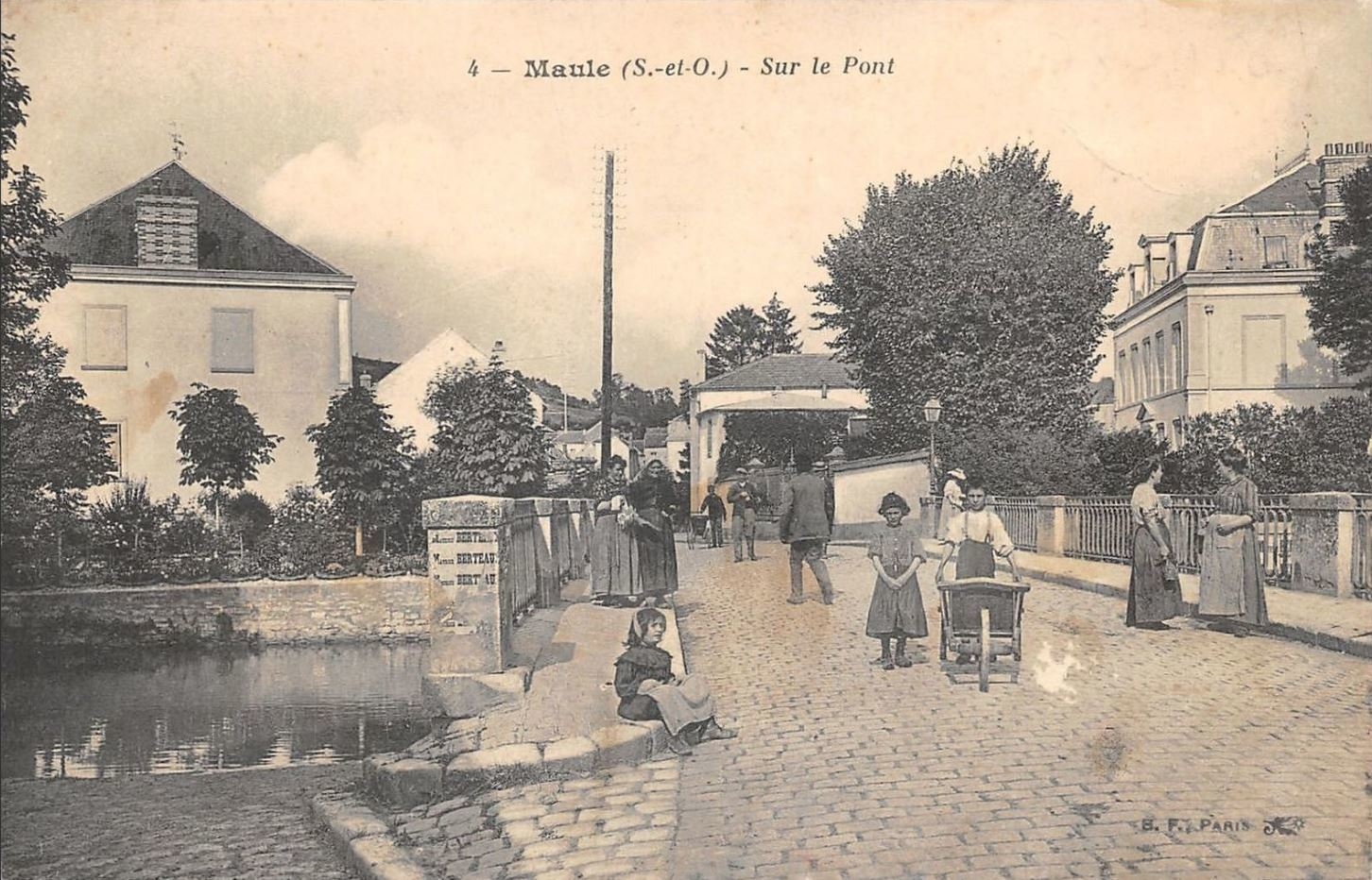 Photos et carte postales anciennes de Maurepas - Mairie de Maurepas et ...