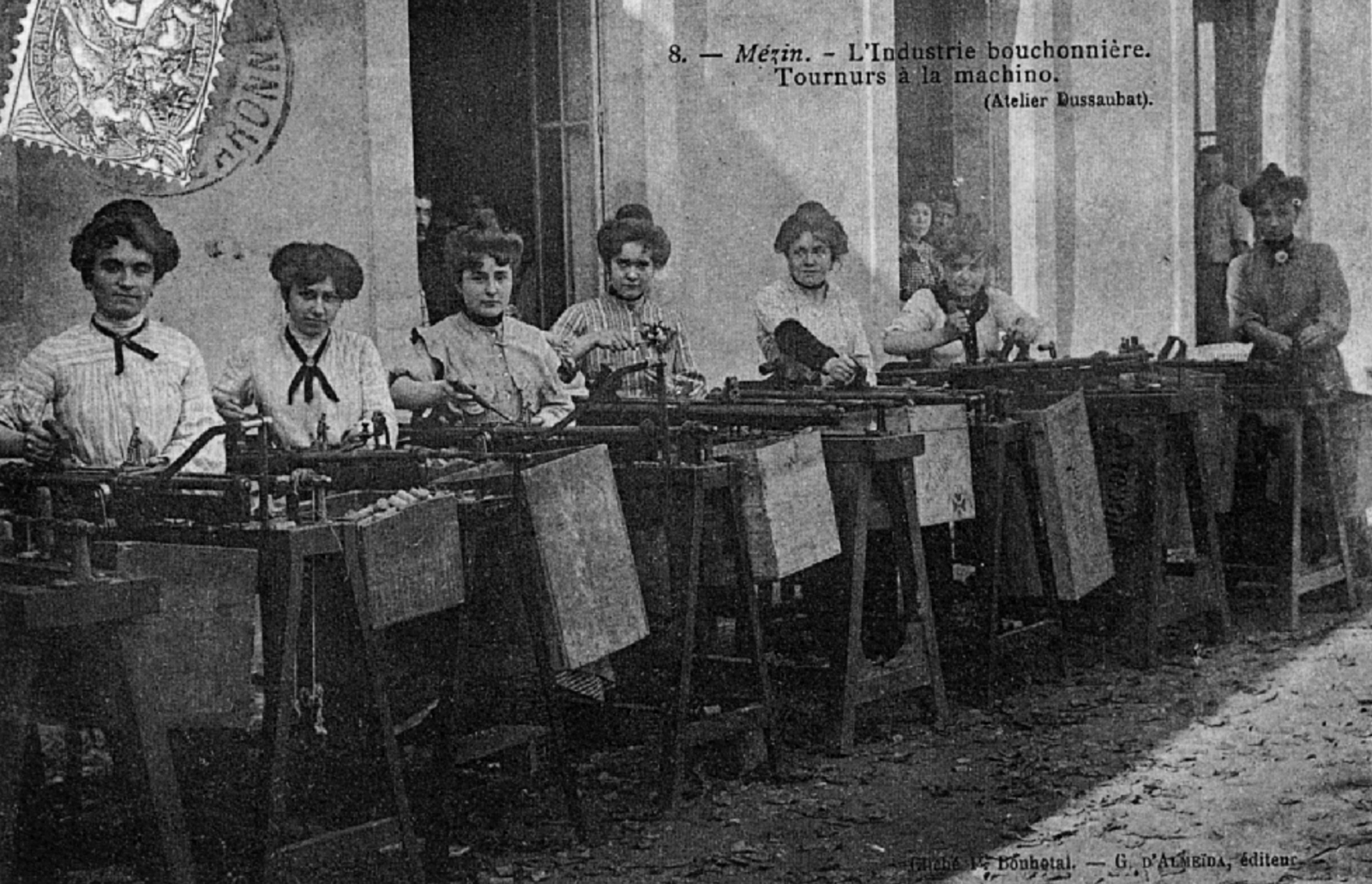 Photos et carte postales anciennes de Mézin - Mairie de Mézin et son ...