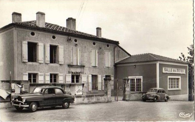 Mairie de Moncrabeau, la Commune de Moncrabeau et son village (47600)