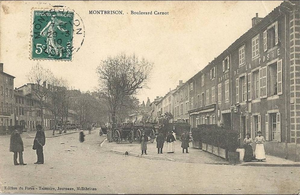 Montbrison - Mairie de Montbrison et sa ville (42600)