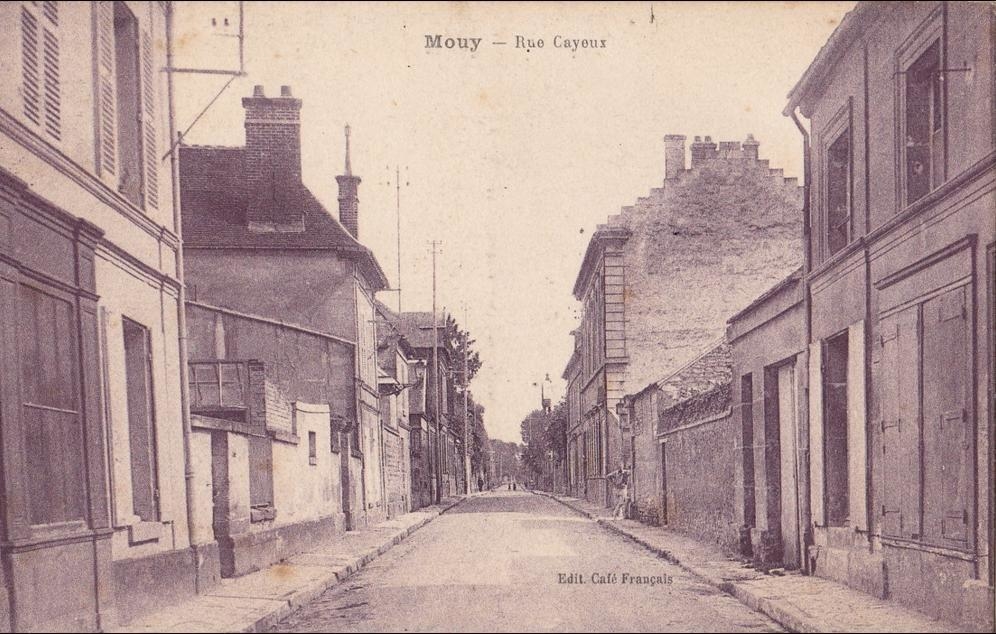 Photos et carte postales anciennes de Mouy - Mairie de Mouy et sa ville