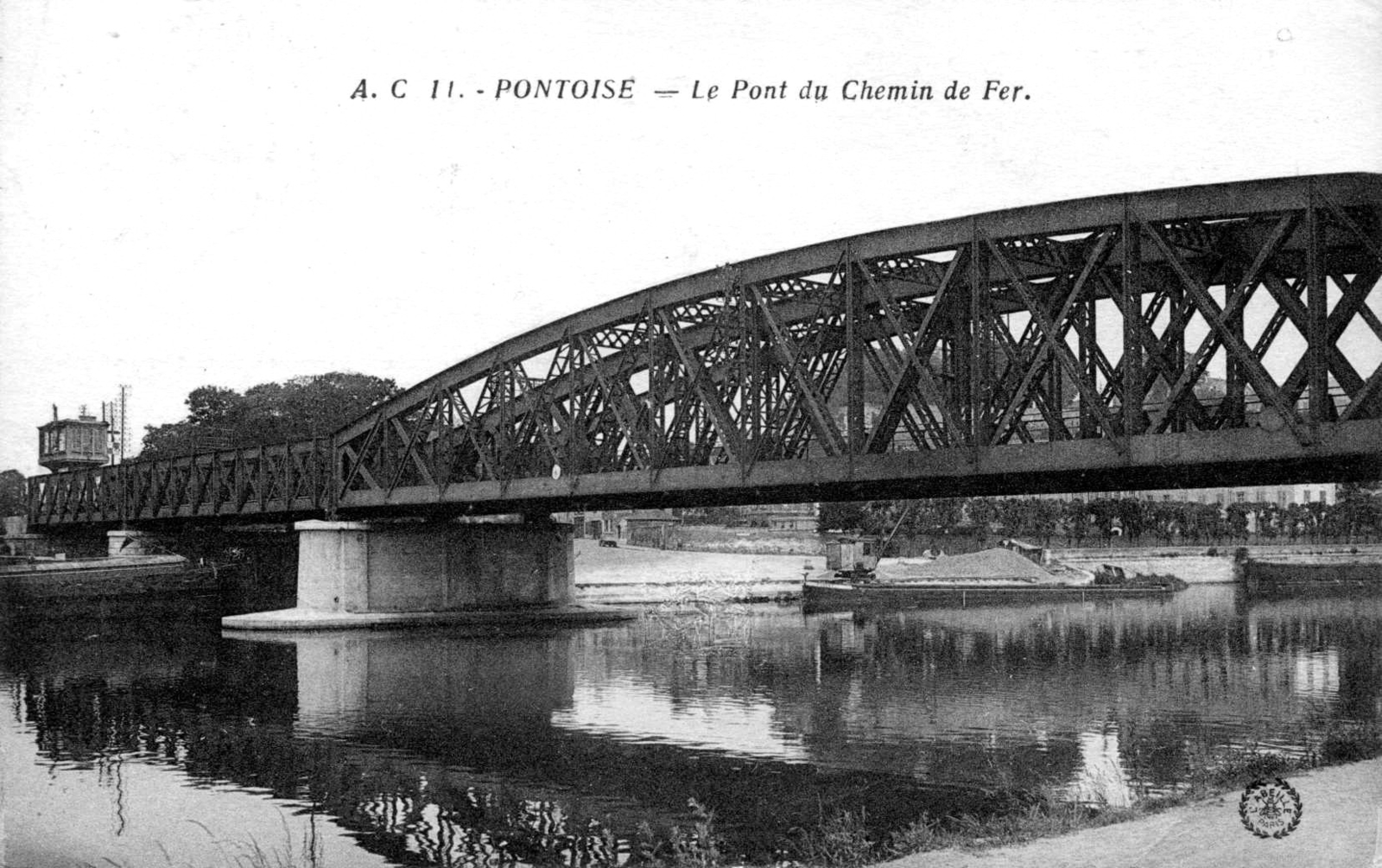 Photos et carte postales anciennes de Pontoise - Mairie de Pontoise et ...
