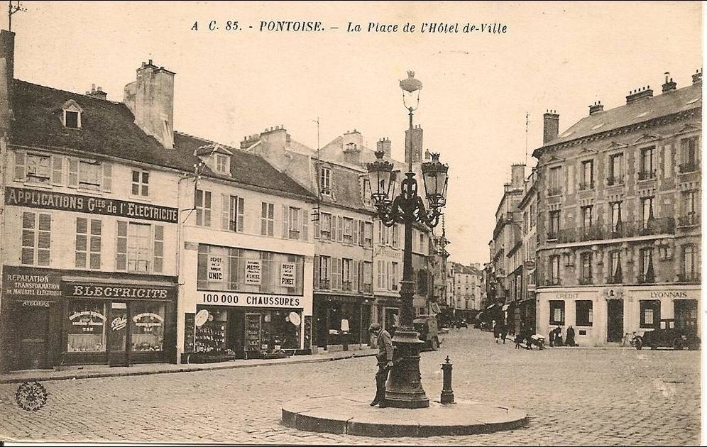 Photos et carte postales anciennes de Pontoise - Mairie de Pontoise et ...