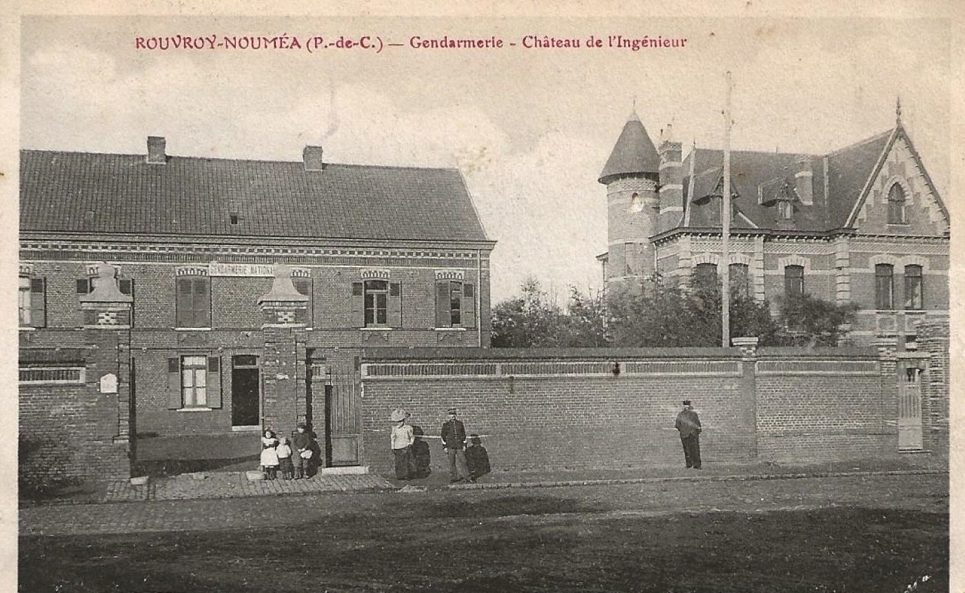 Rouvroy - Mairie de Rouvroy et sa commune (62320) (Pas-de-Calais).