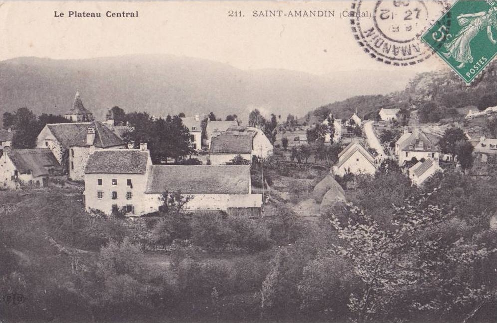 Mairie de Saint-Amandin, la Commune de Saint-Amandin et son village (15190)