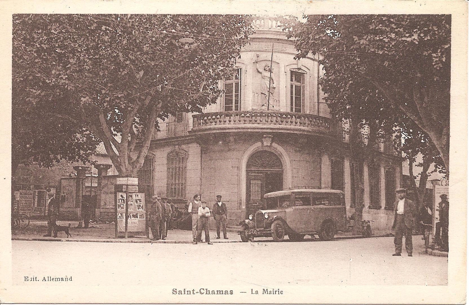 Photos et carte postales anciennes de Saint-Chamas - Mairie de Saint-Chamas et sa ville