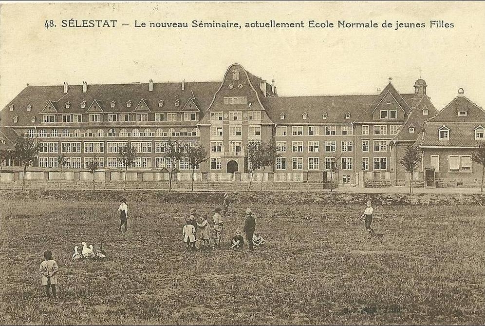Photos et carte postales anciennes de Sélestat - Mairie de Sélestat et ...