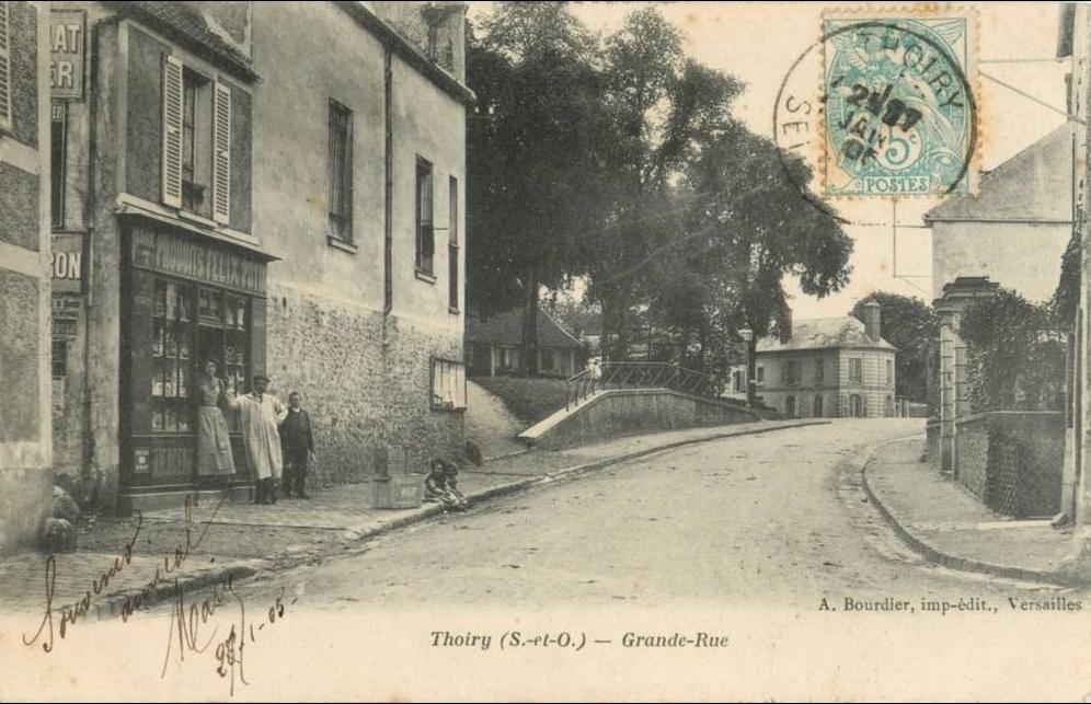 Mairie de Thoiry, la Commune de Thoiry et son village (78770) (Yvelines).