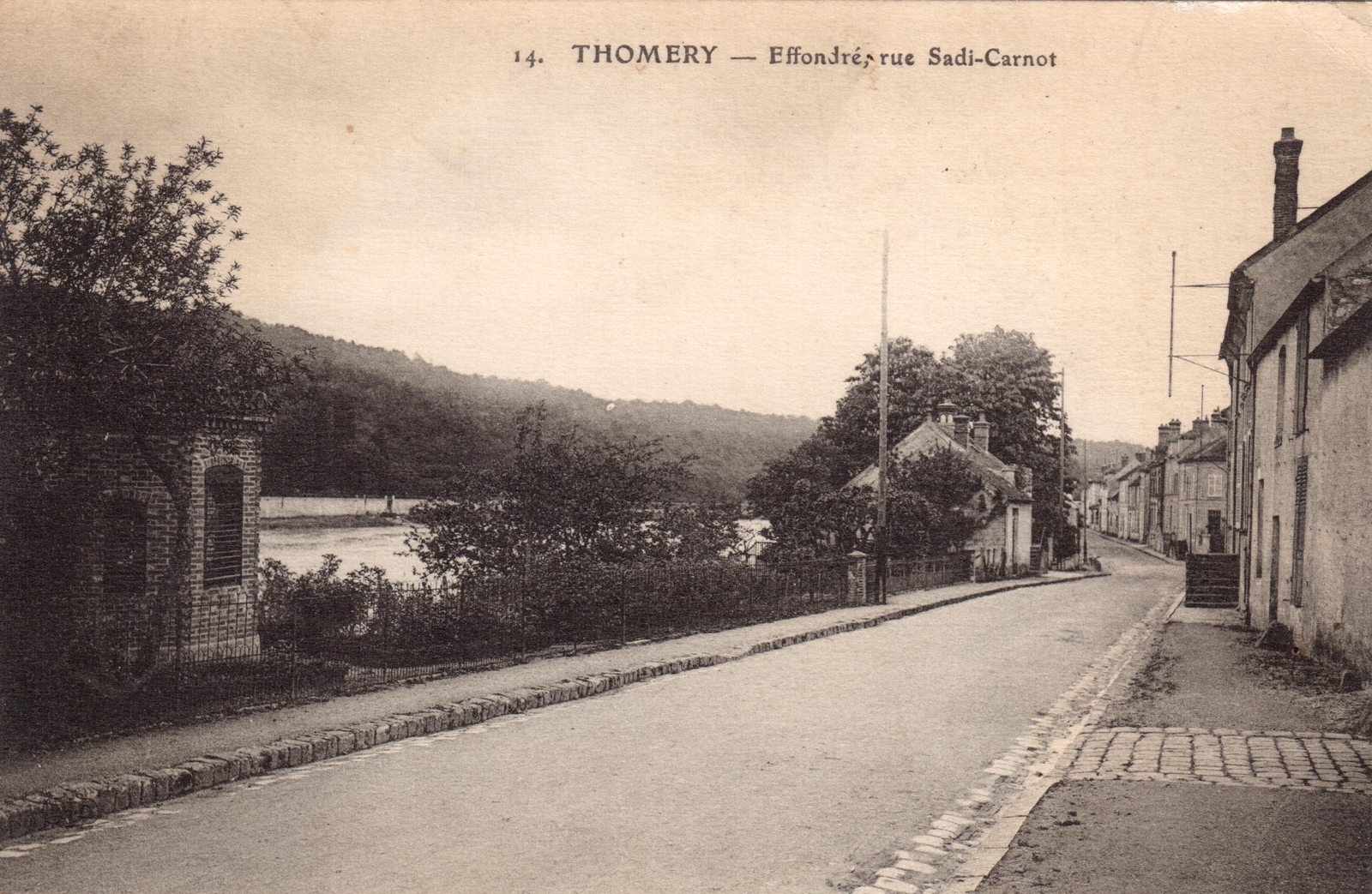 Photos et carte postales anciennes de Thomery - Mairie de Thomery et sa ...