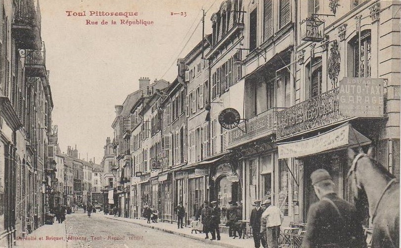 Photos et carte postales anciennes de Toul - Mairie de Toul et sa ville
