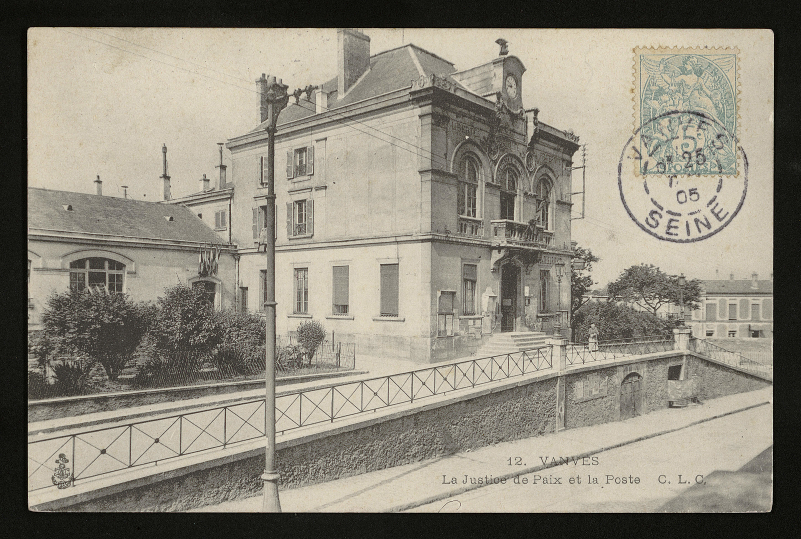 Photos et carte postales anciennes de Vanves - Mairie de Vanves et sa ville