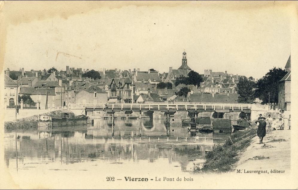 Photos et carte postales anciennes de Vierzon - Mairie de Vierzon et sa ...