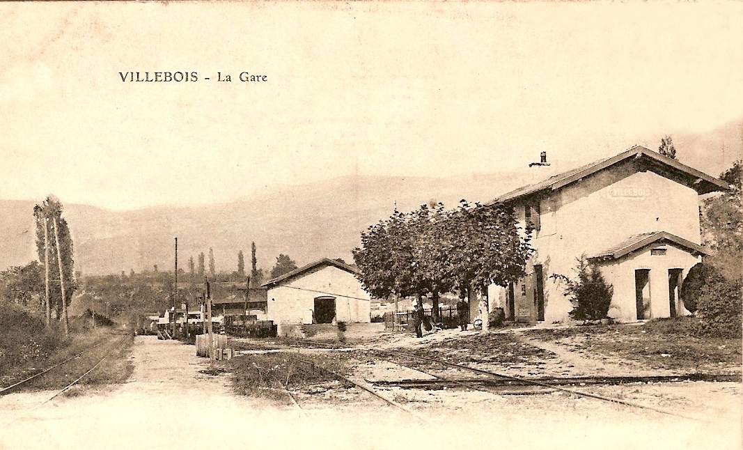 Photos et carte postales anciennes de Villebois - Mairie de Villebois ...